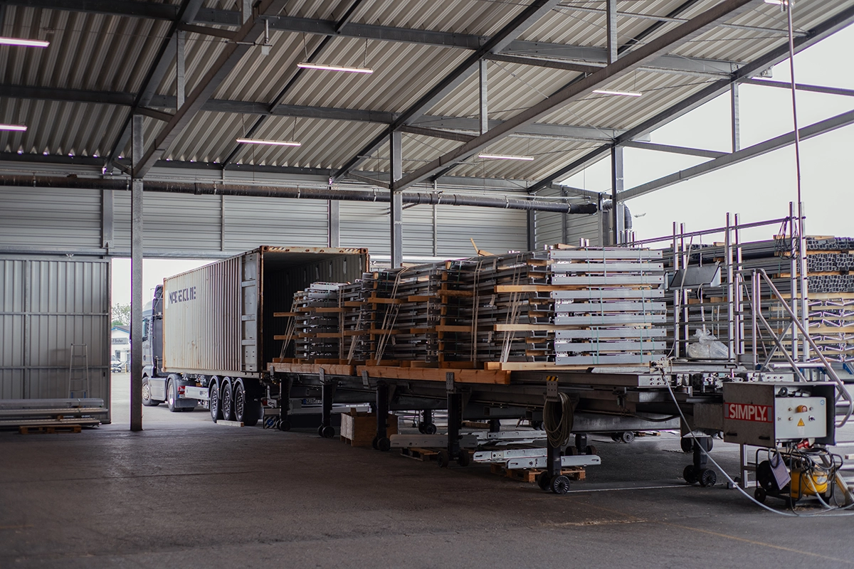 Container Loading System - SIMPLY. Logistic Systems GmbH